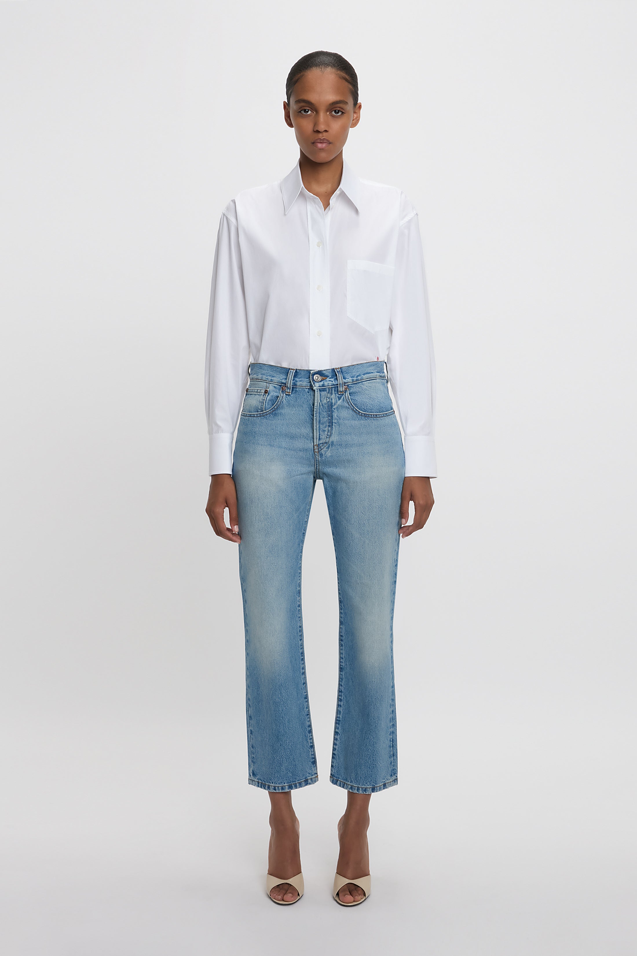 VICTORIA BECKHAM Victoria Beckham Mid Rise Relaxed Fit Cropped Jean